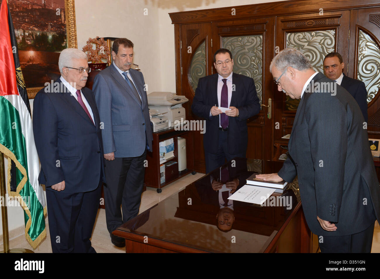 Feb. 9, 2013 - Amman, Amman, Jordan - Palestinian president Mahmoud ...
