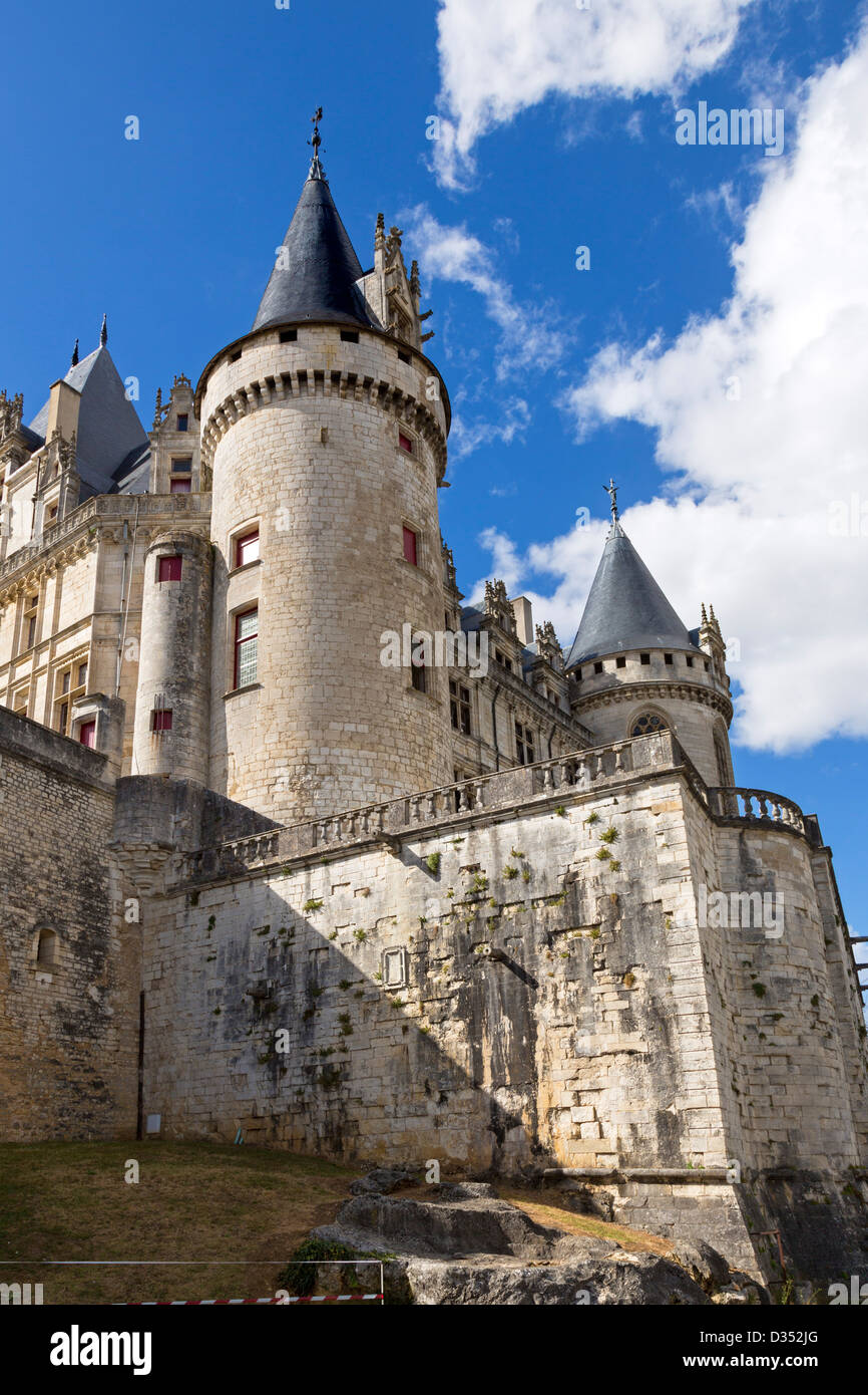 Chateau de la Rochefoucauld, Poitou Charentes, France Stock Photo - Alamy