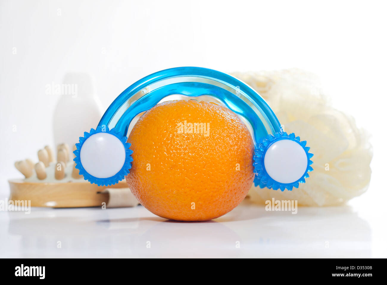 Cellulite comparison concept with orange and tool Stock Photo - Alamy