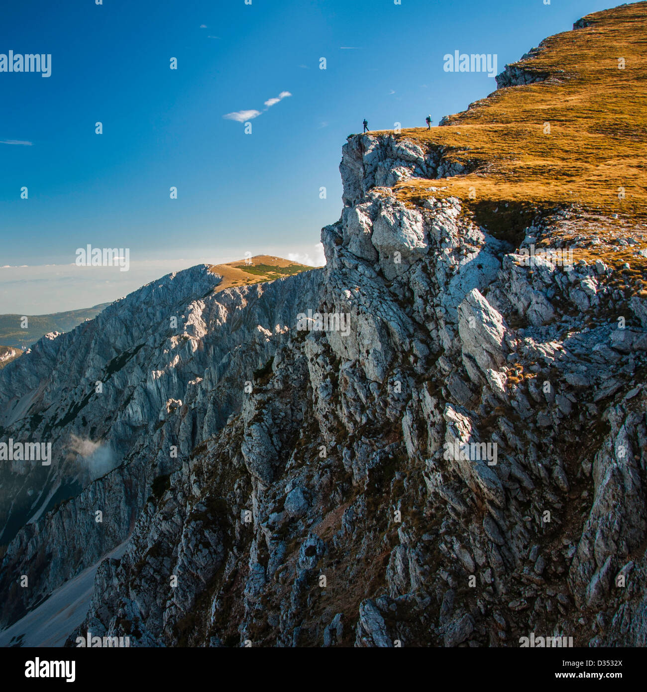 Mountain cleft hi-res stock photography and images - Alamy