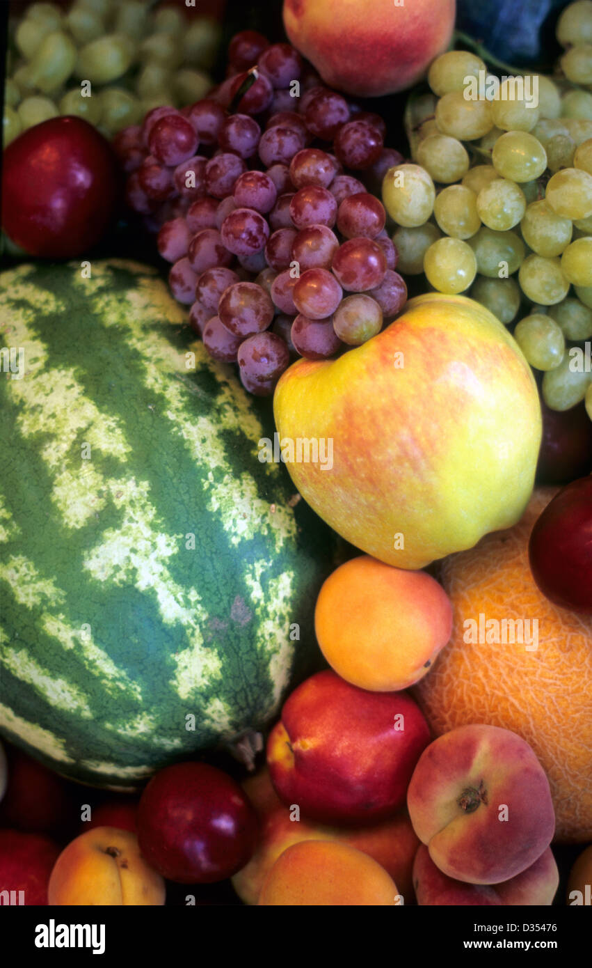 Display of Jordanian fruit Stock Photo - Alamy