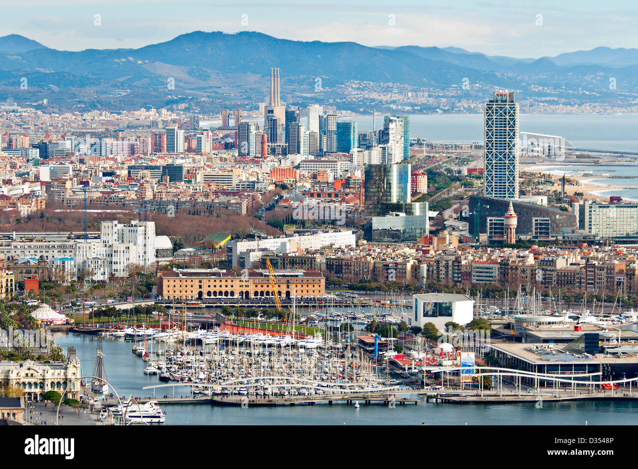 Port building in barcelona hi-res stock photography and images - Alamy