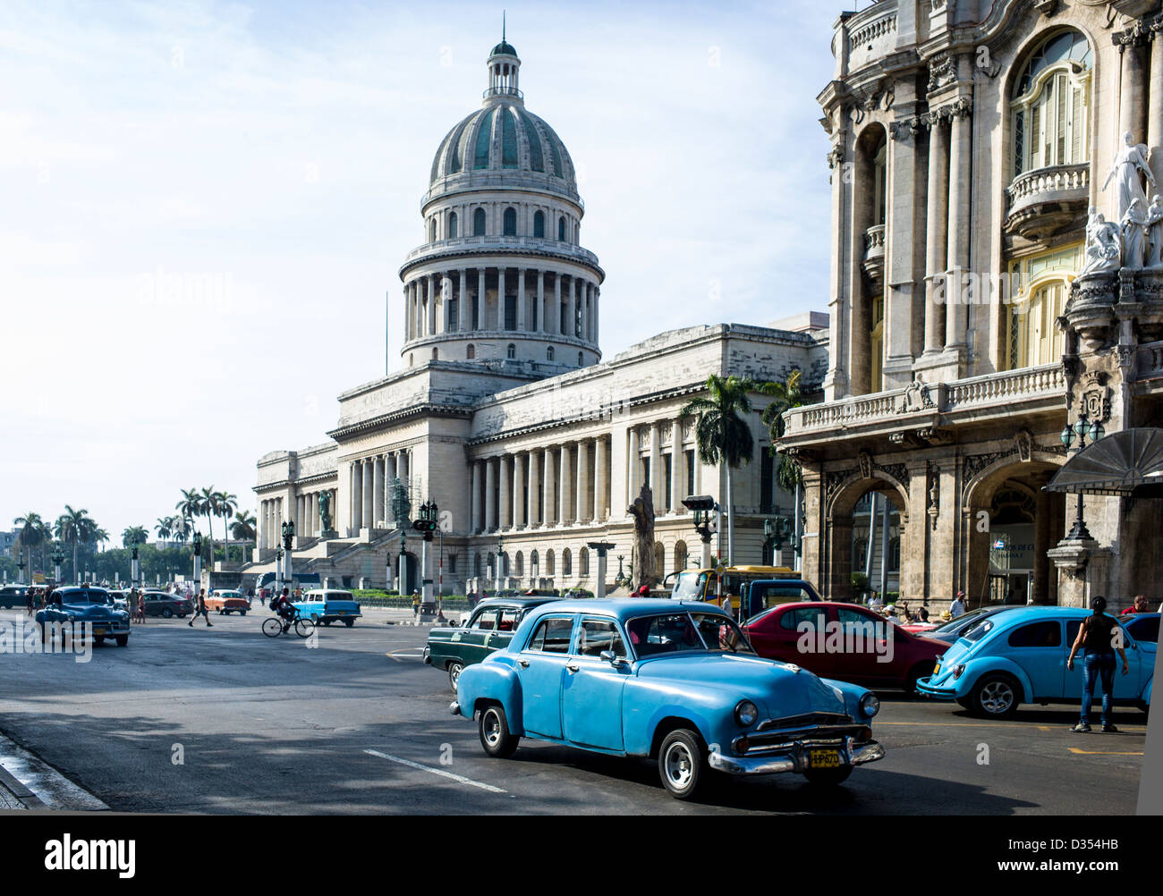 Cuban governmental building hi-res stock photography and images - Alamy