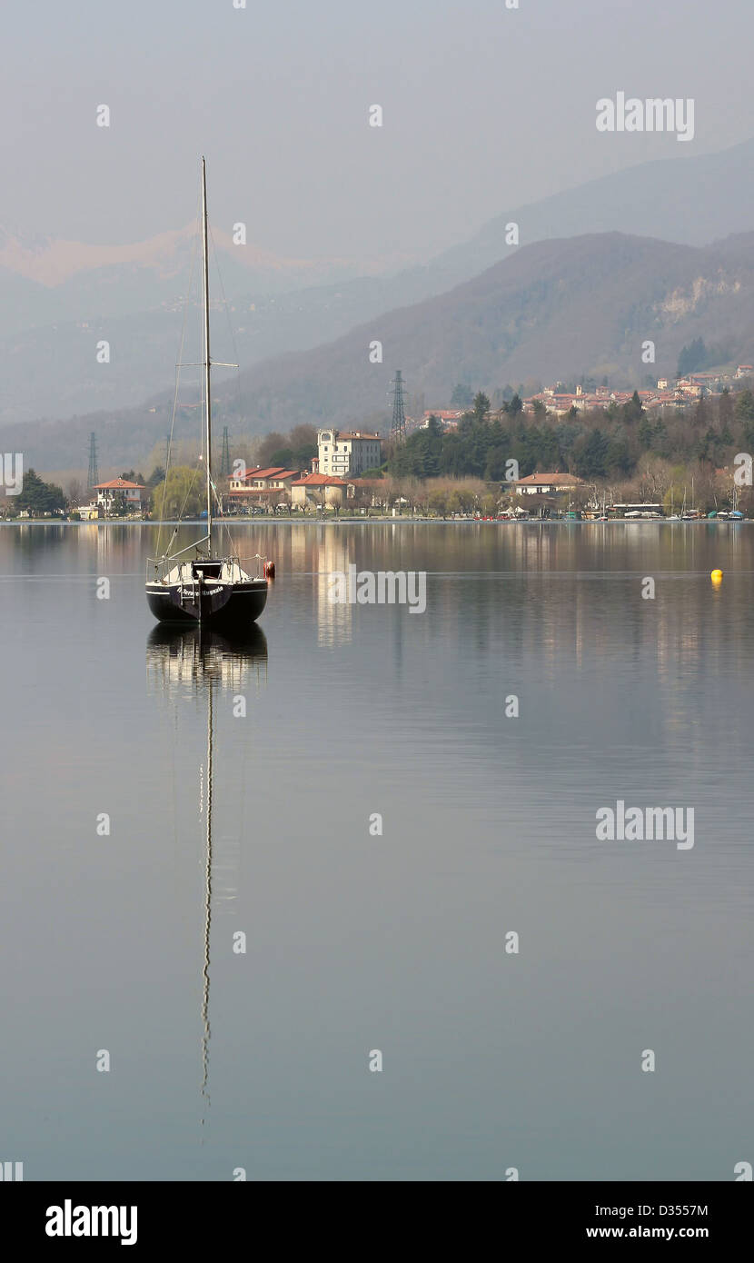Italy, Piedmont (Piemonte) region, Viverone Lake Stock Photo - Alamy