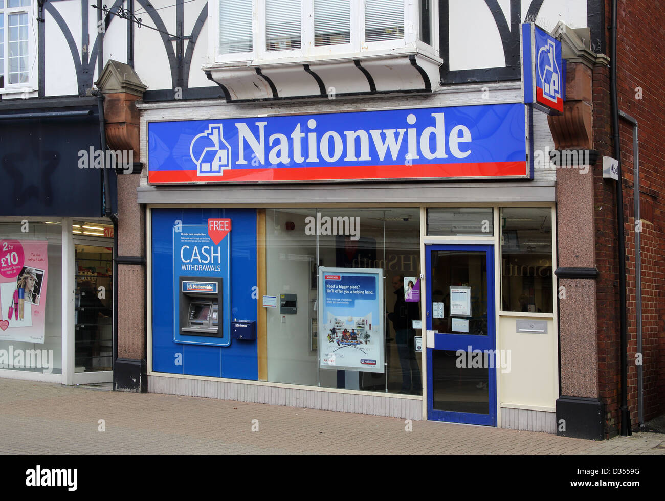 Nationwide building society uk hi-res stock photography and images - Alamy