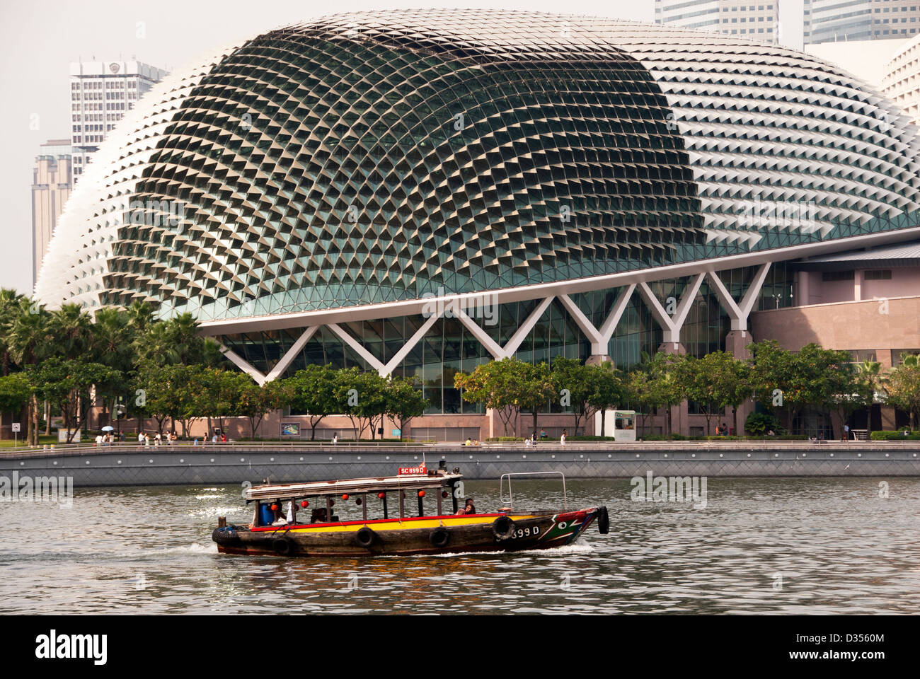 Boat shaped roof hi-res stock photography and images - Alamy