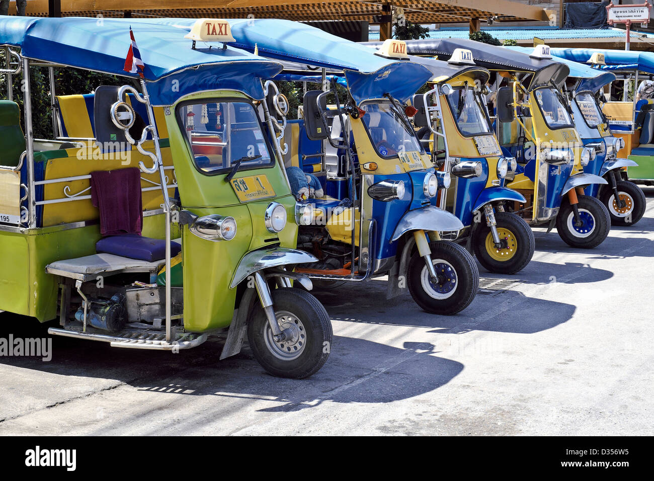 Colourful tuk tuk hi-res stock photography and images - Alamy