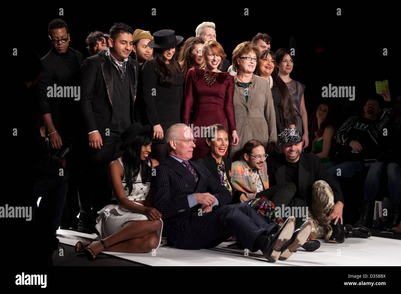 All 16 Contestants with Heidi Klum and Tim Gun at the Project Runway ...