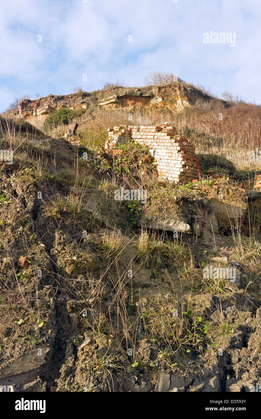 Ruins on the coastal cliffs hi-res stock photography and images - Alamy