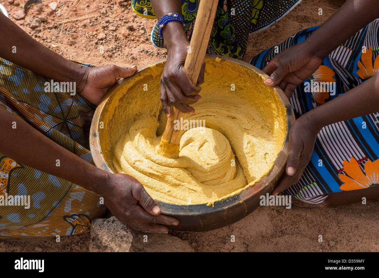 Barsalogho, Burkina Faso, May 2012: With AFRS. Making oil from ...