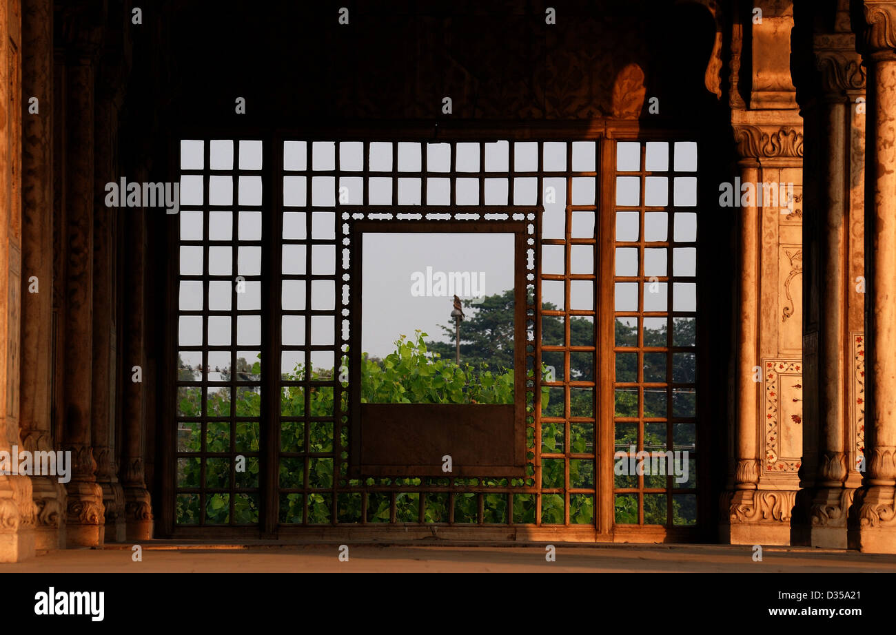 marble building inside red fort,delhi,india Stock Photo - Alamy