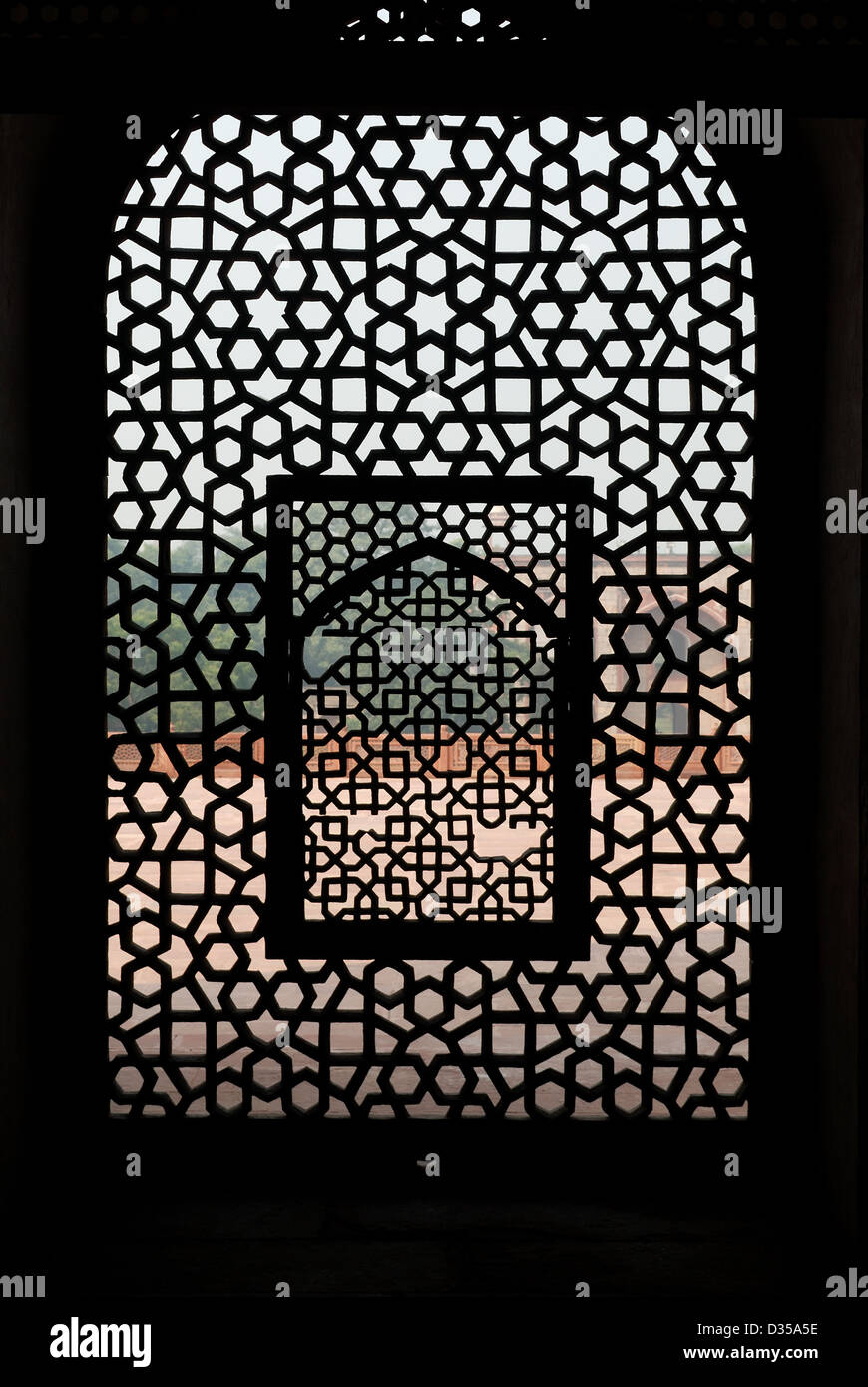 Lattice window hi-res stock photography and images - Alamy
