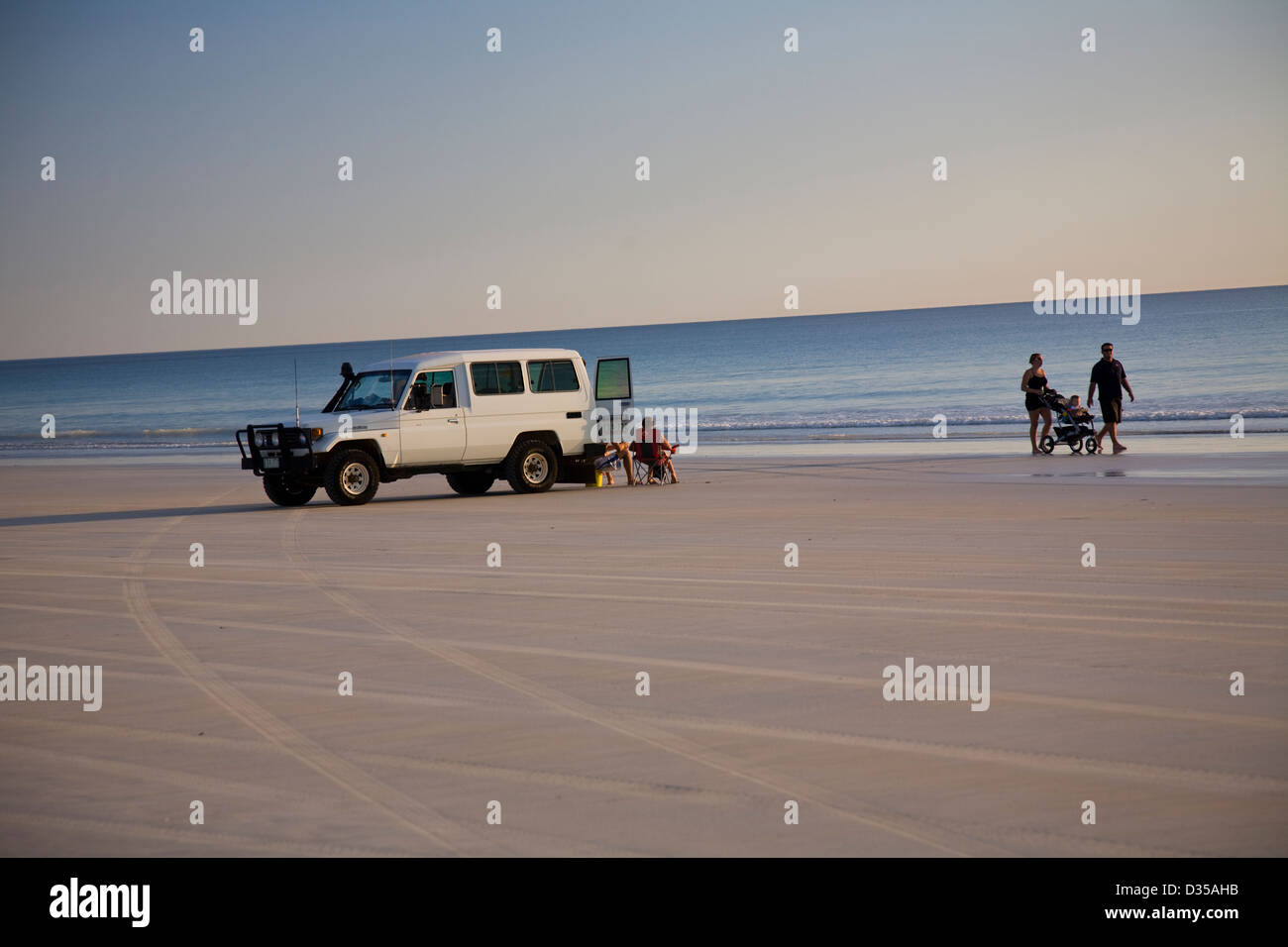 Broad and long (13.5 miles/22 kms), world-famous Cable Beach is the ...