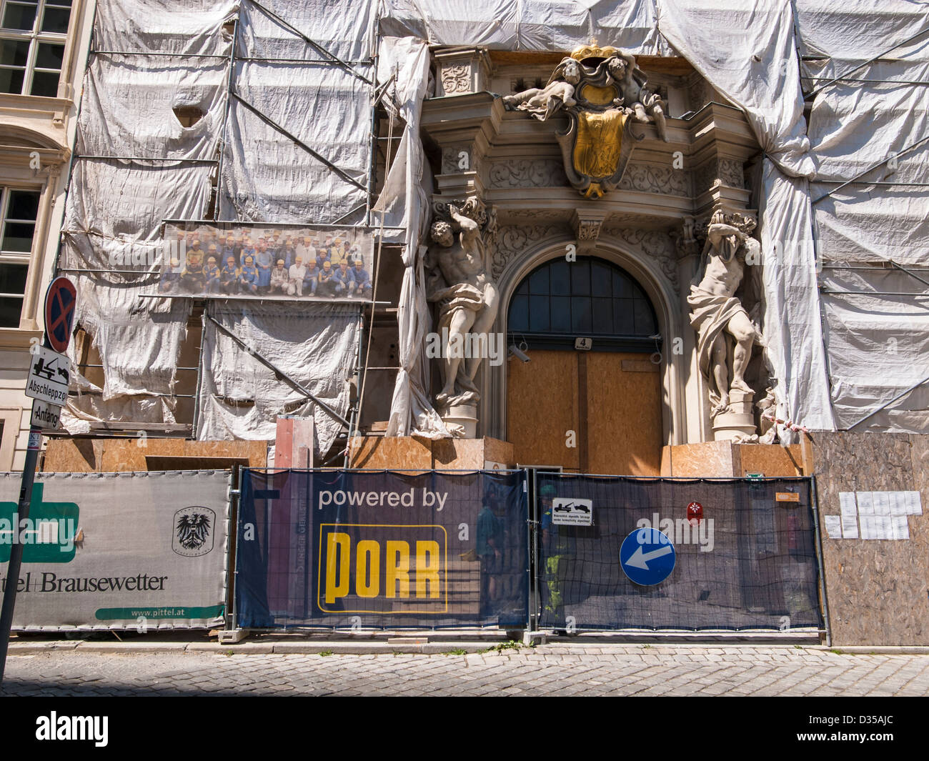 reconstruction of a building in Vienna Stock Photo - Alamy