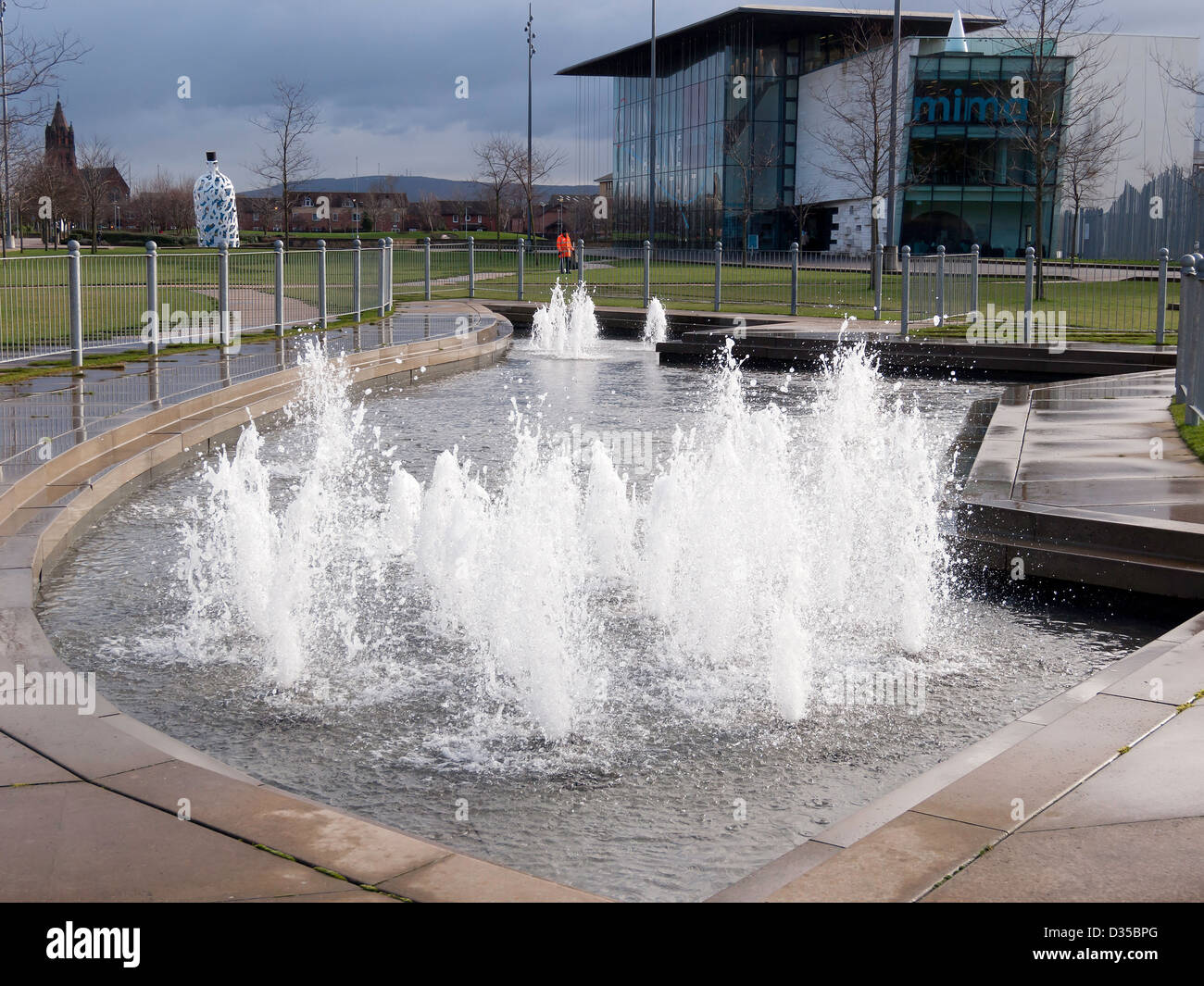 Automated fountain in Centre Square Middlesbrough which at 19,000 ...