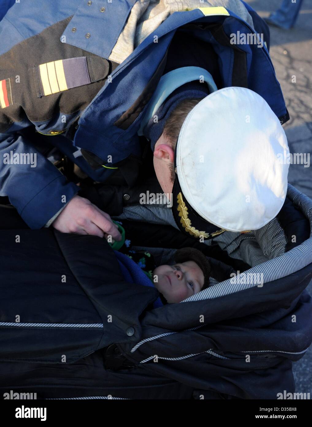 U32 commander Christian Moritz says goodbye to his son Bent before the ...