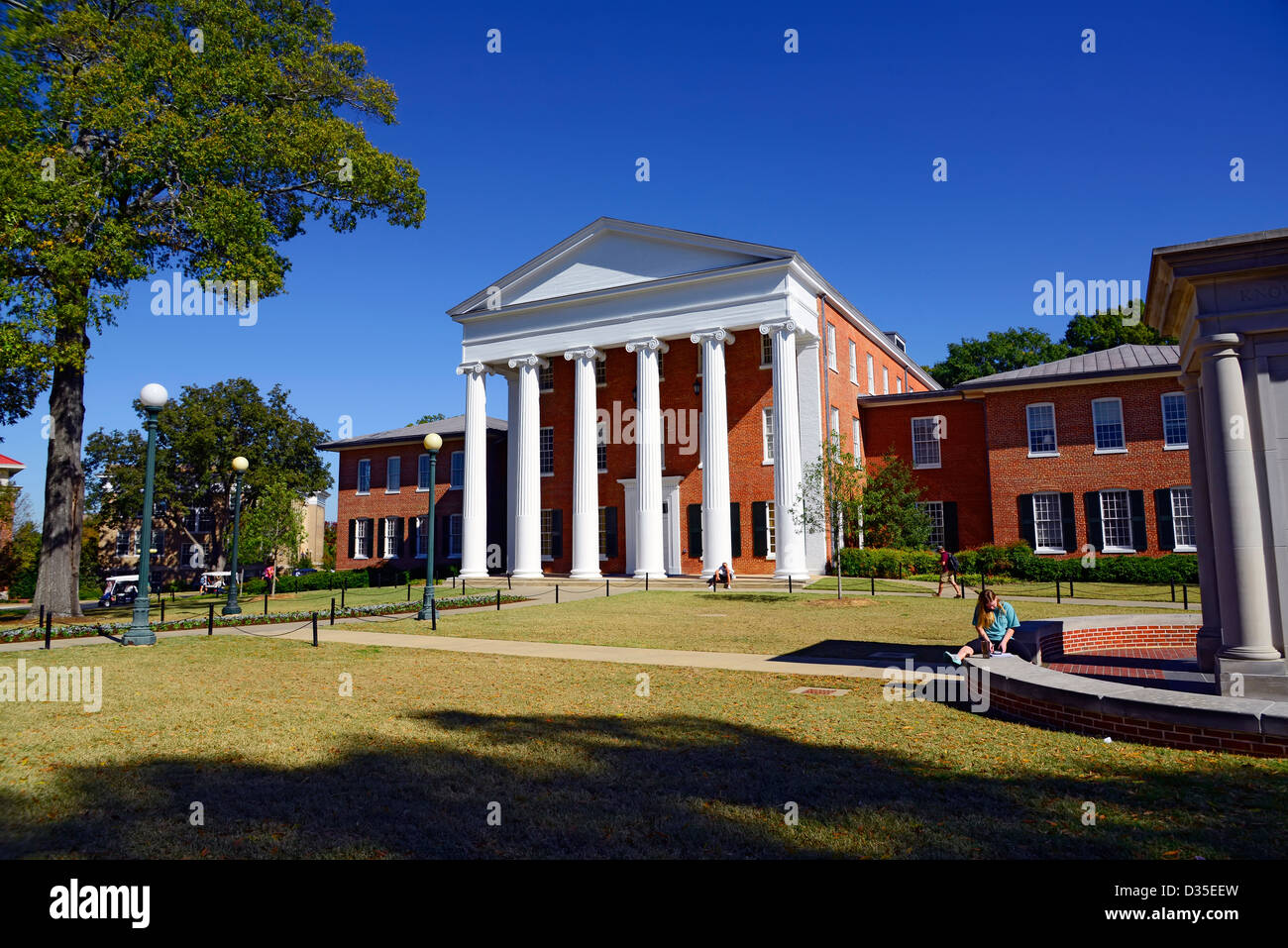 Lyceum building ole miss campus hi-res stock photography and images - Alamy