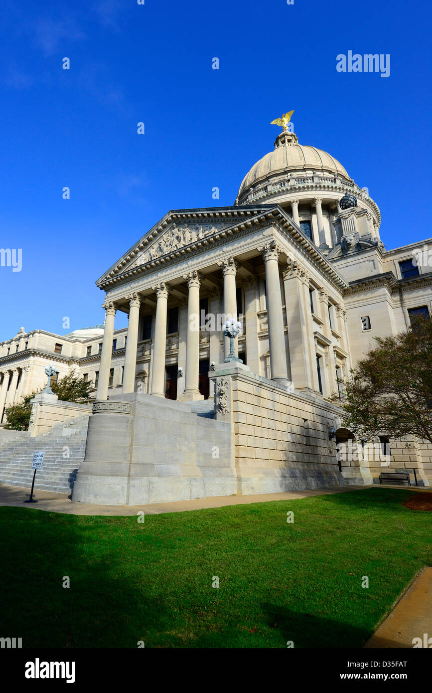 Jackson Mississippi Capitol Building High Resolution Stock Photography ...