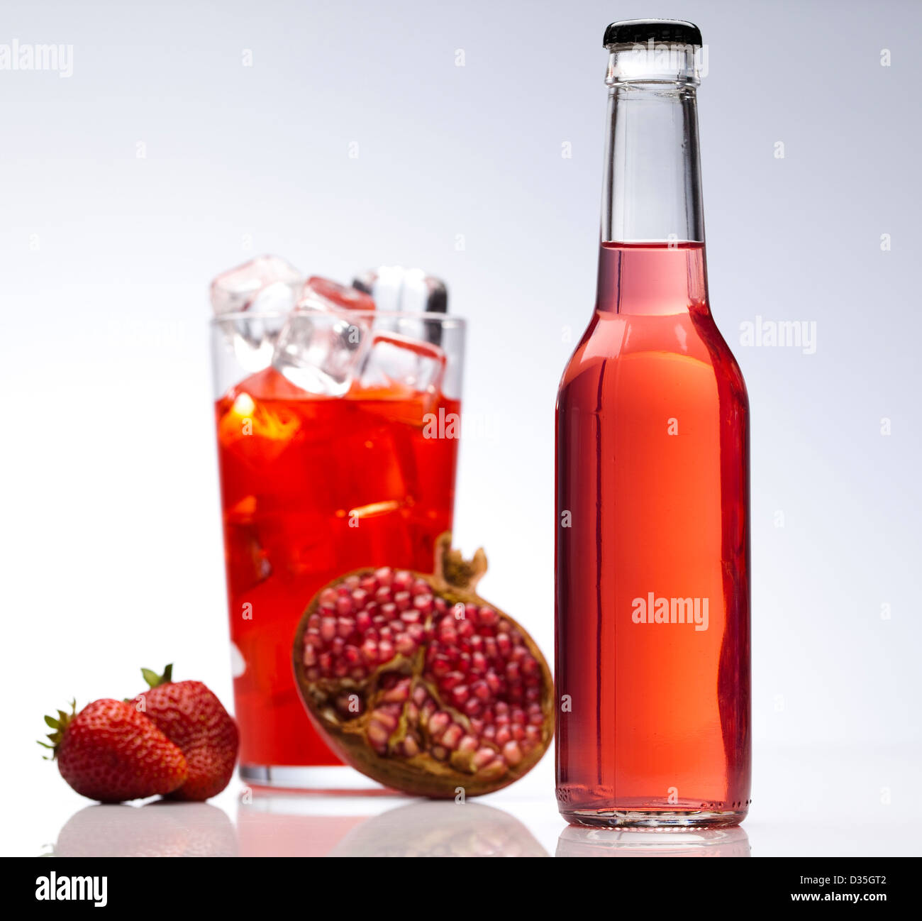 Fresh drink with grenade Stock Photo - Alamy