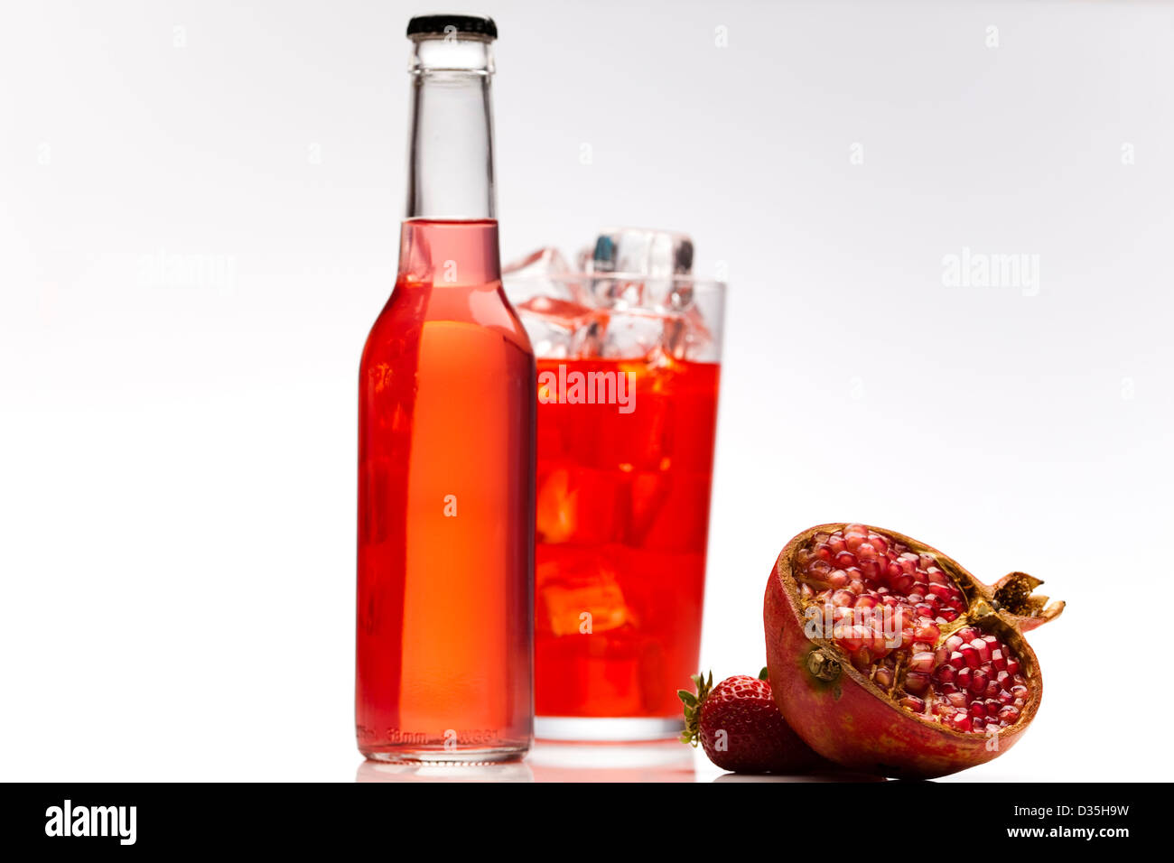 Fresh drink with grenade Stock Photo - Alamy