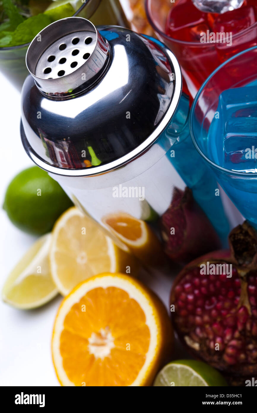 Cocktails,alcohol drinks with fruits Stock Photo - Alamy