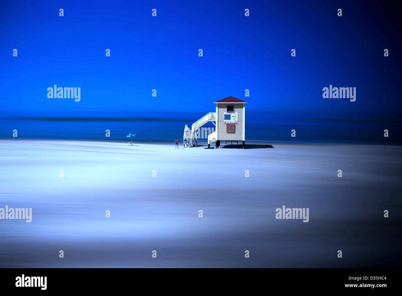 Scenic view distorted landscape sky hi-res stock photography and images ...