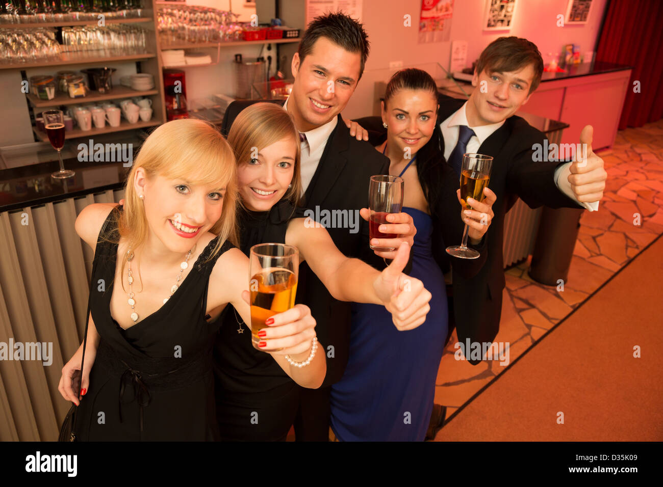 Group of five people hi-res stock photography and images - Alamy