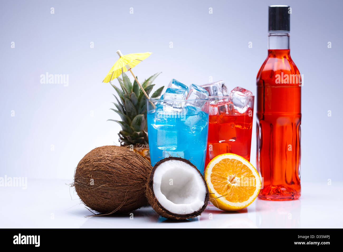 Alcohol drinks set with fruits Stock Photo - Alamy