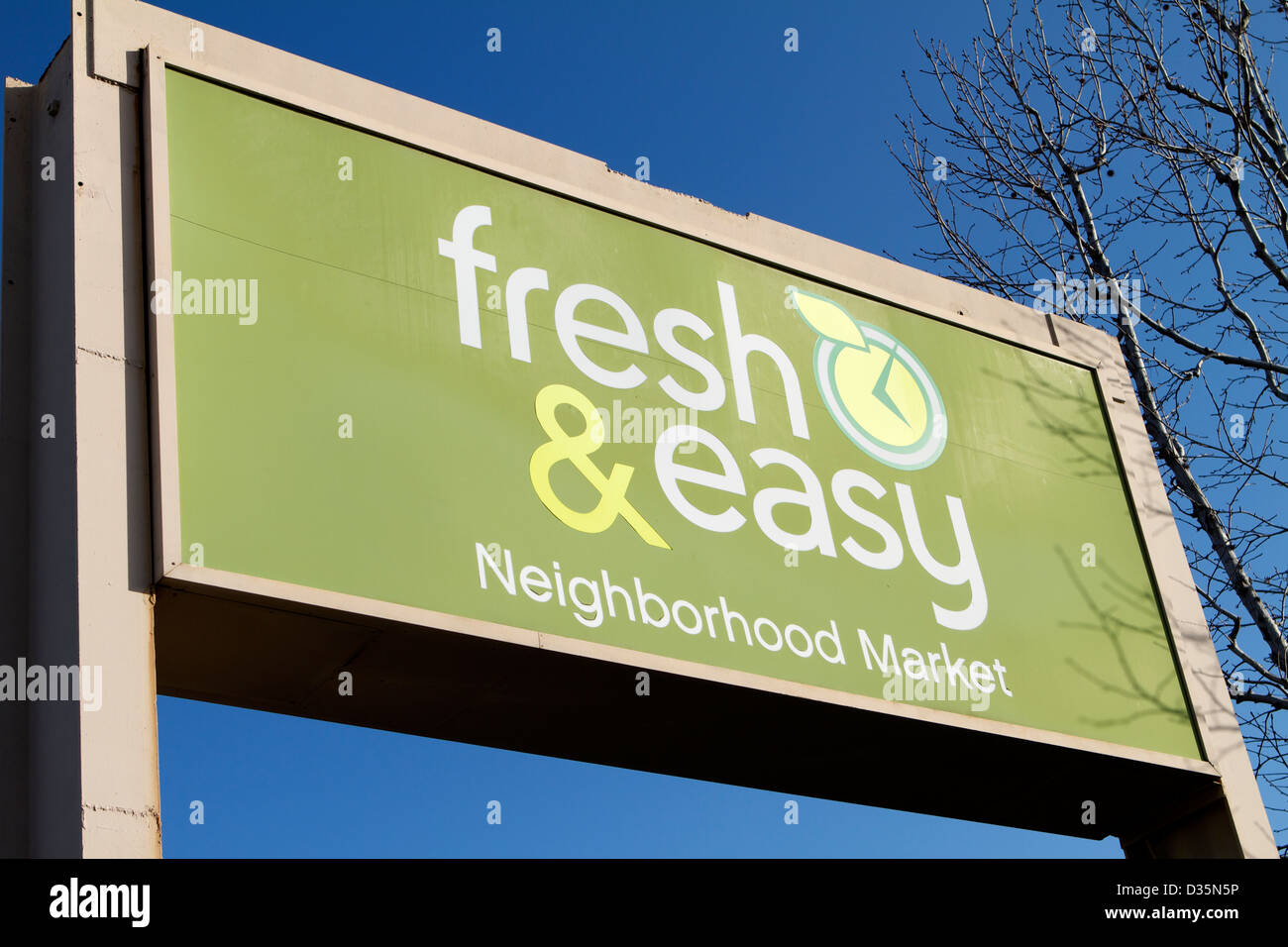 Fresh & Easy Neighborhood Market sign a chain of grocery stores ...