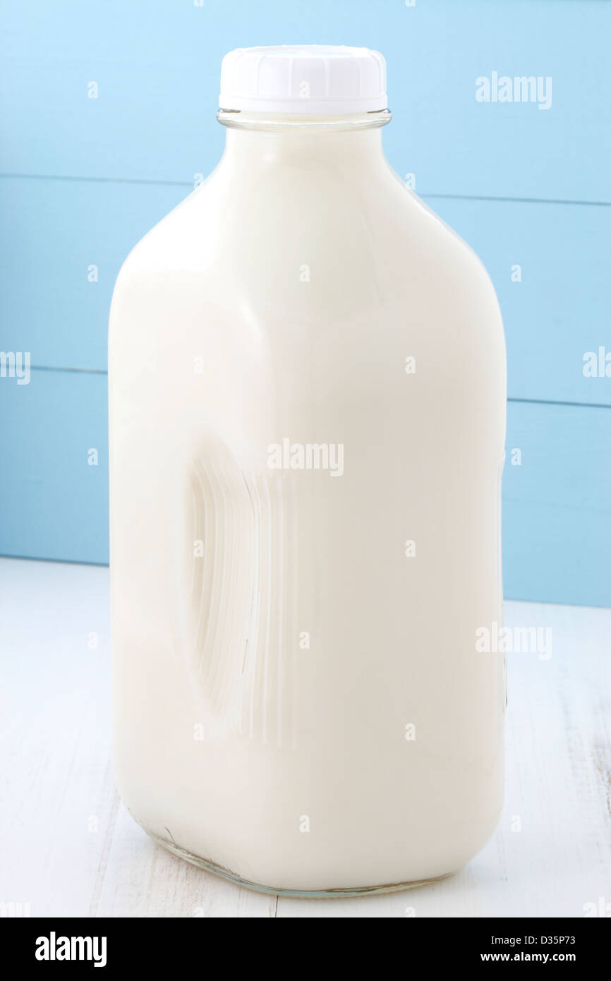 Half gallon of milk hi-res stock photography and images - Alamy