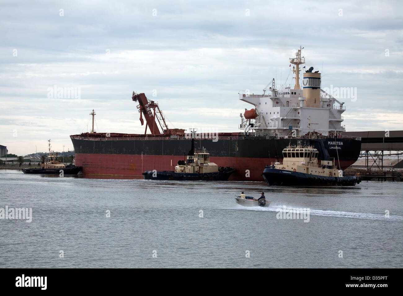 Dry Bulk Carrier MV Maritsa assisted by Newcastle Tugs arriving to ...