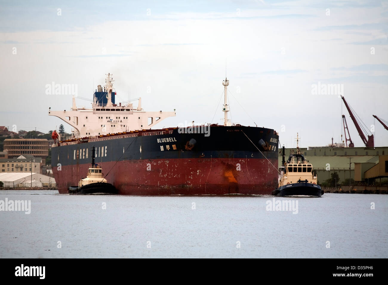 MV Bluebell a Dry Bulk Carrier arriving to load coal from Newcastle New ...