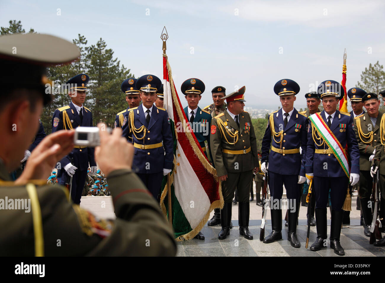 Tajik soldiers at a Soviet Veteran's day celebration in Dushanbe ...