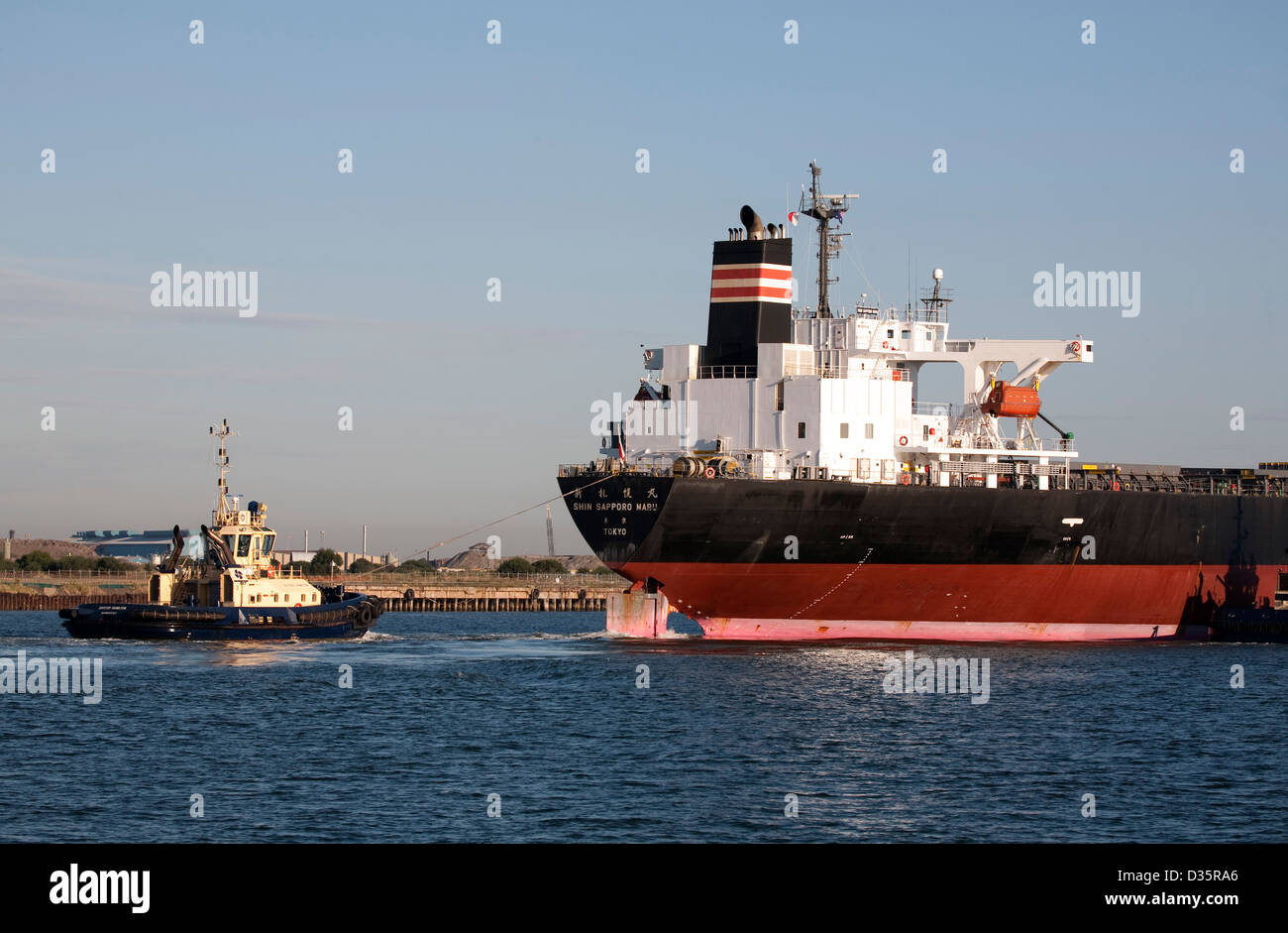 Coal Boat High Resolution Stock Photography and Images - Alamy