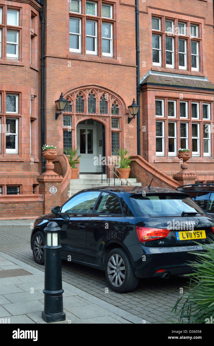 Colet court office hi-res stock photography and images - Alamy