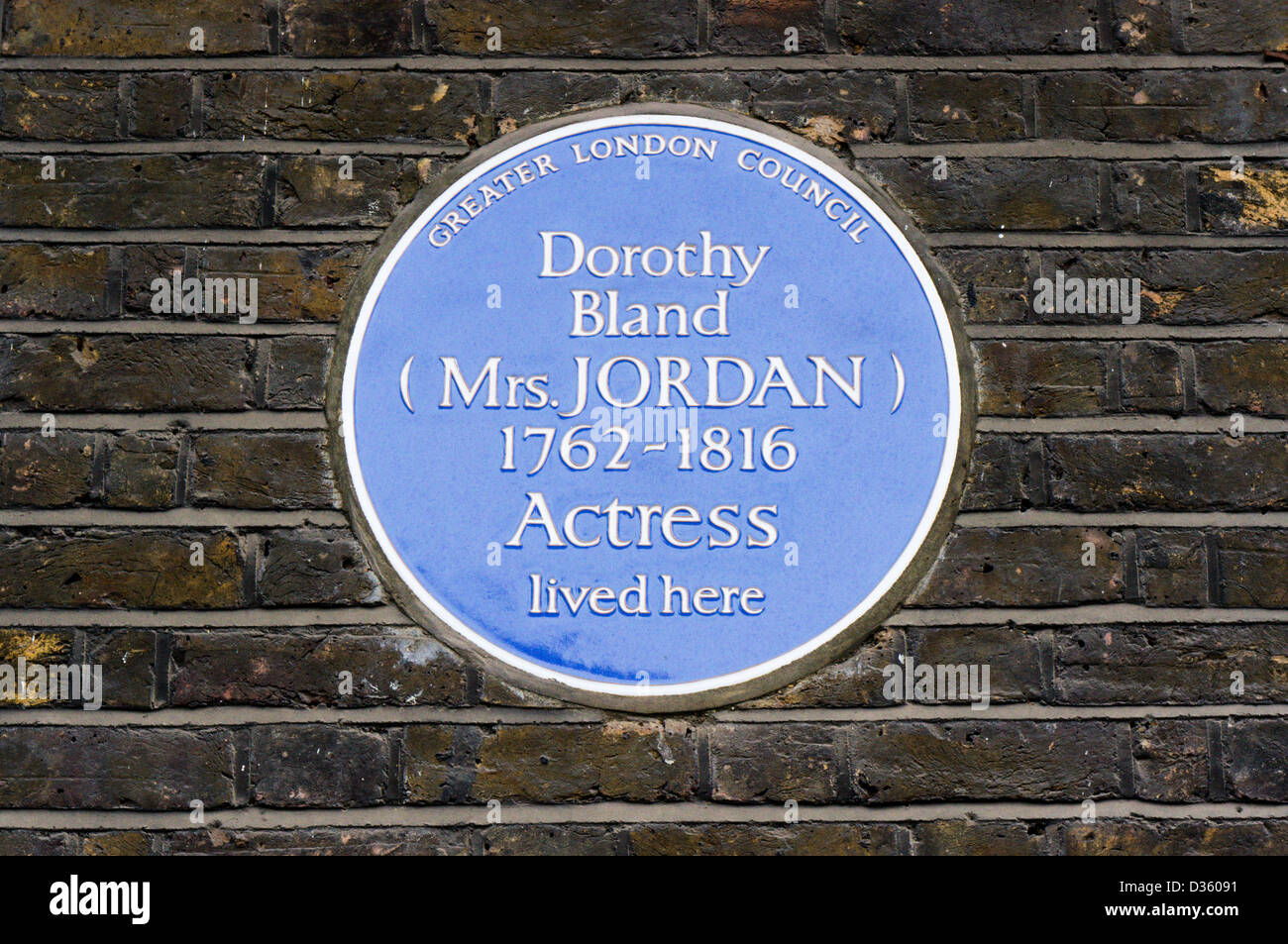 Blue plaque commemorating the actress Mrs Jordan on her house in ...