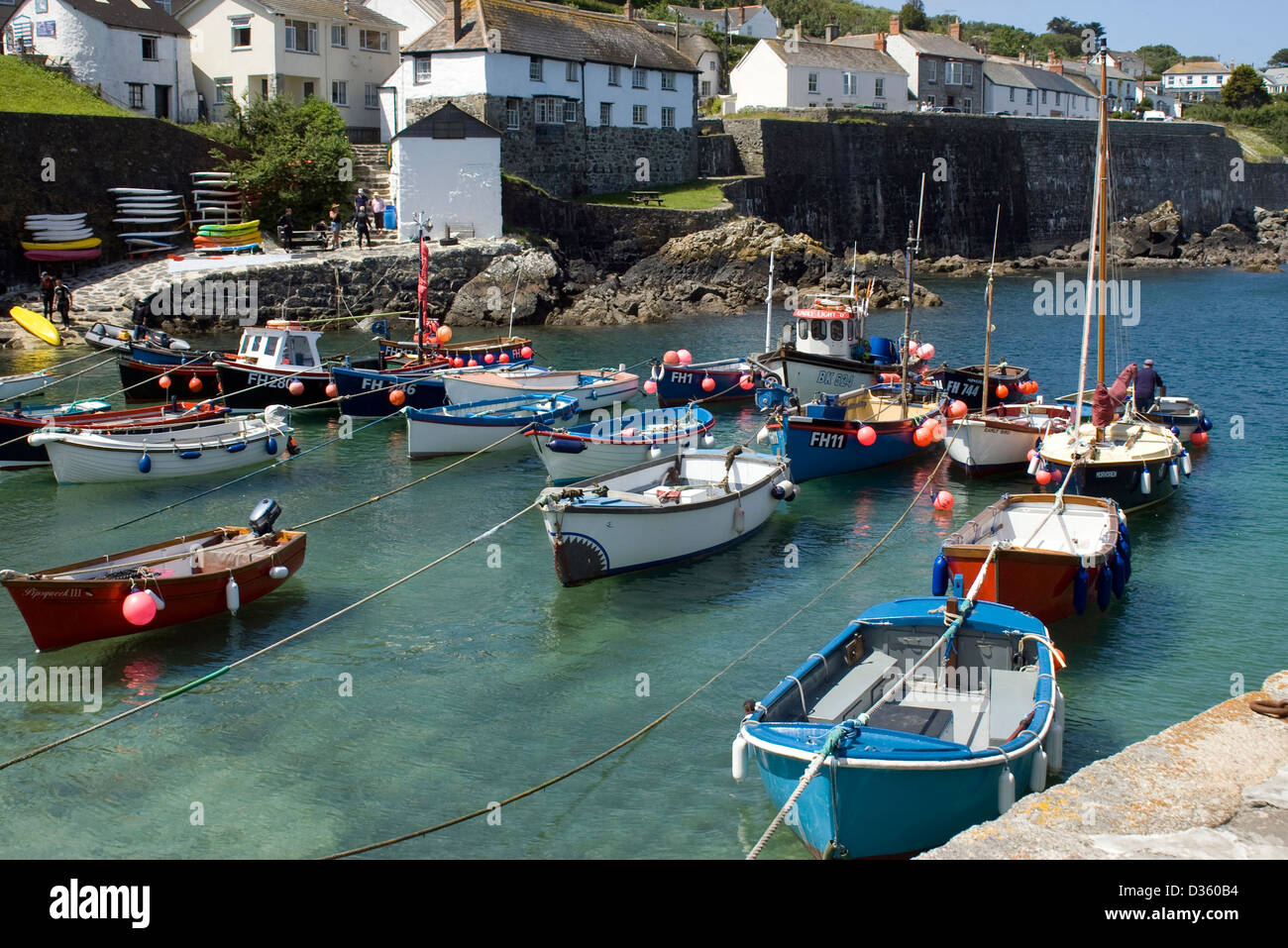 Cornish coastal village hi-res stock photography and images - Alamy Cornish coastal village hi-res stock photography and images - Alamy