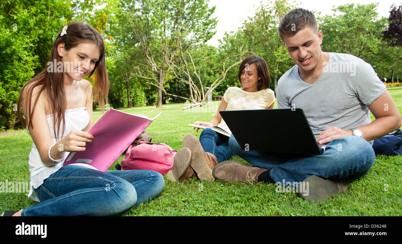 Portrait of a group of students Stock Photo - Alamy