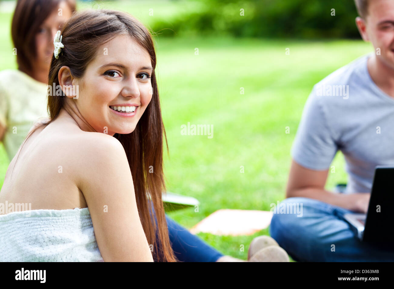Outdoor portrait of a group of students Stock Photo - Alamy