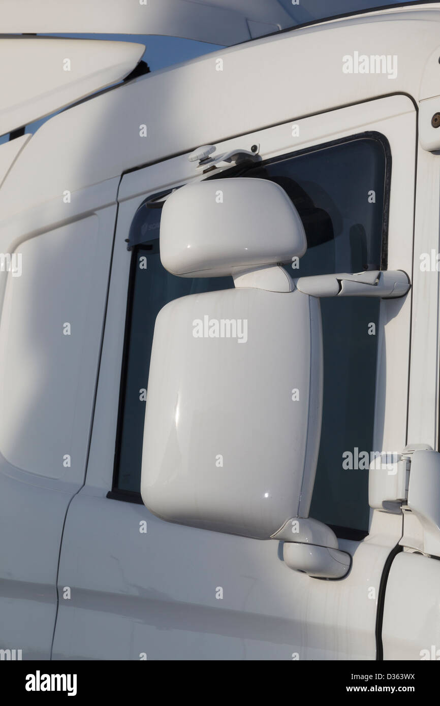 House on wheels with a view hi-res stock photography and images - Alamy