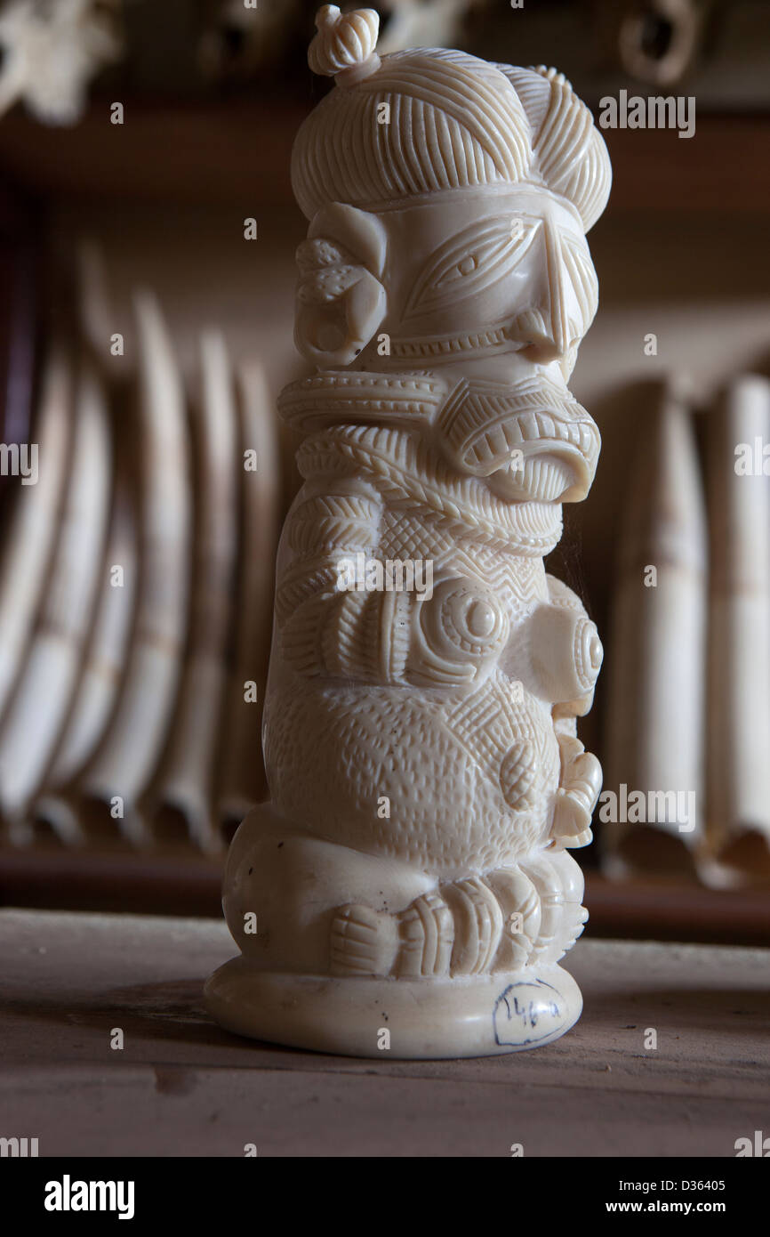 Carved ivory africa hi-res stock photography and images - Alamy
