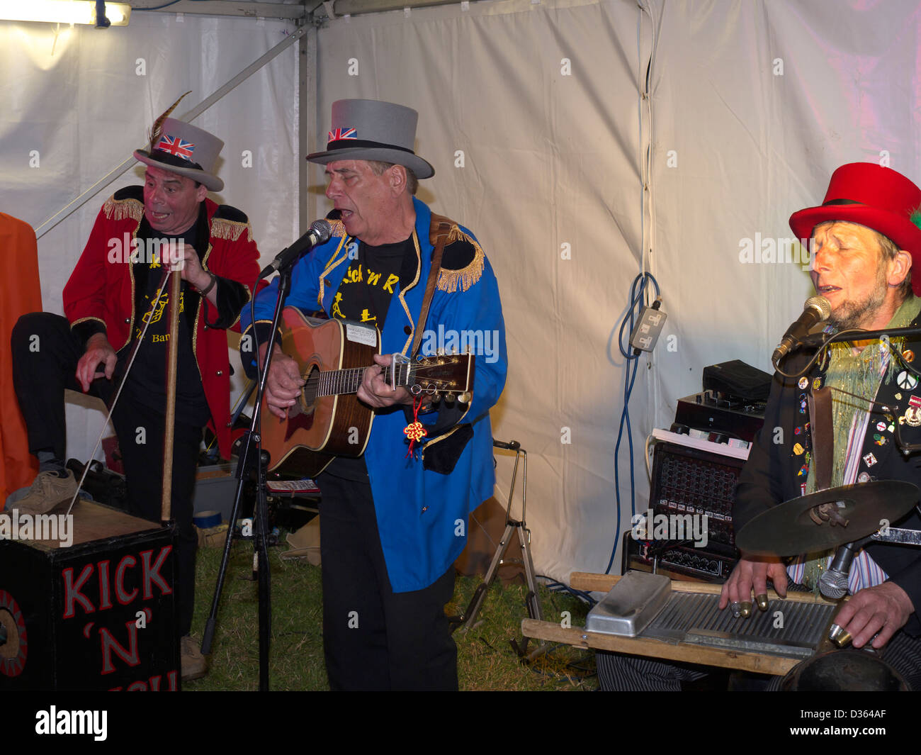 Skiffle band hi-res stock photography and images - Alamy