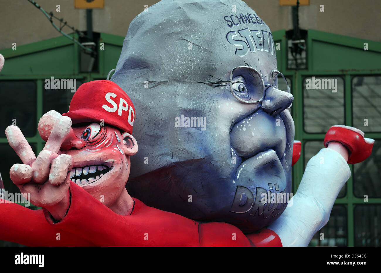 A theme float mocking the SPD chancellor candidate Peer Steinbrueck is ... A theme float mocking the SPD chancellor candidate Peer Steinbrueck is ...