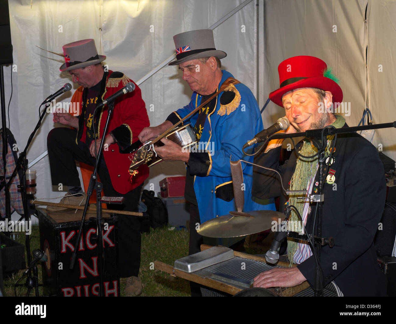 Skiffle band hi-res stock photography and images - Alamy