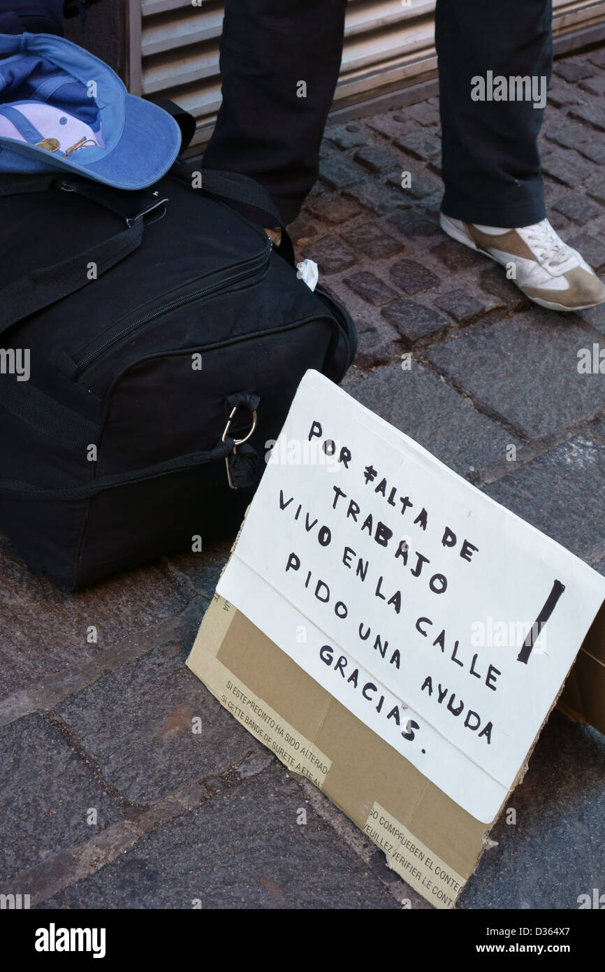 Begging sign hi-res stock photography and images - Alamy