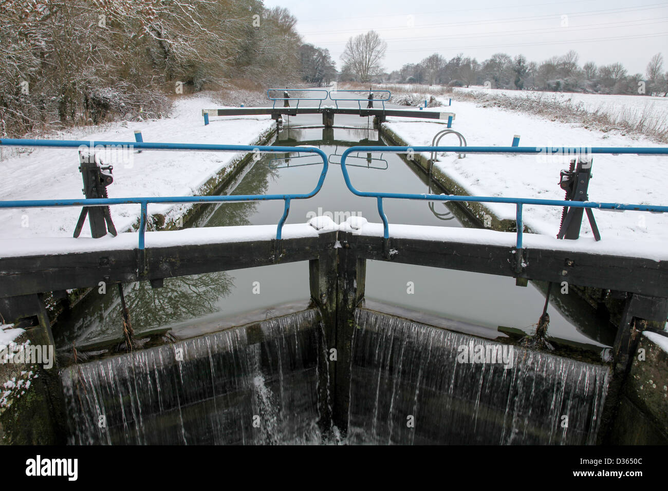 A winter scene at Beeleigh Lock on the Chelmer and Blackwater ...