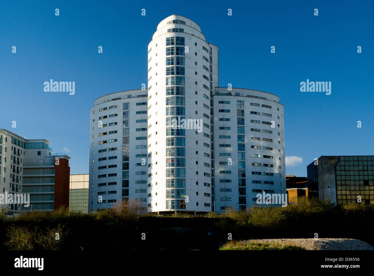 high rise blocks of flats cardiff wales uk Stock Photo - Alamy