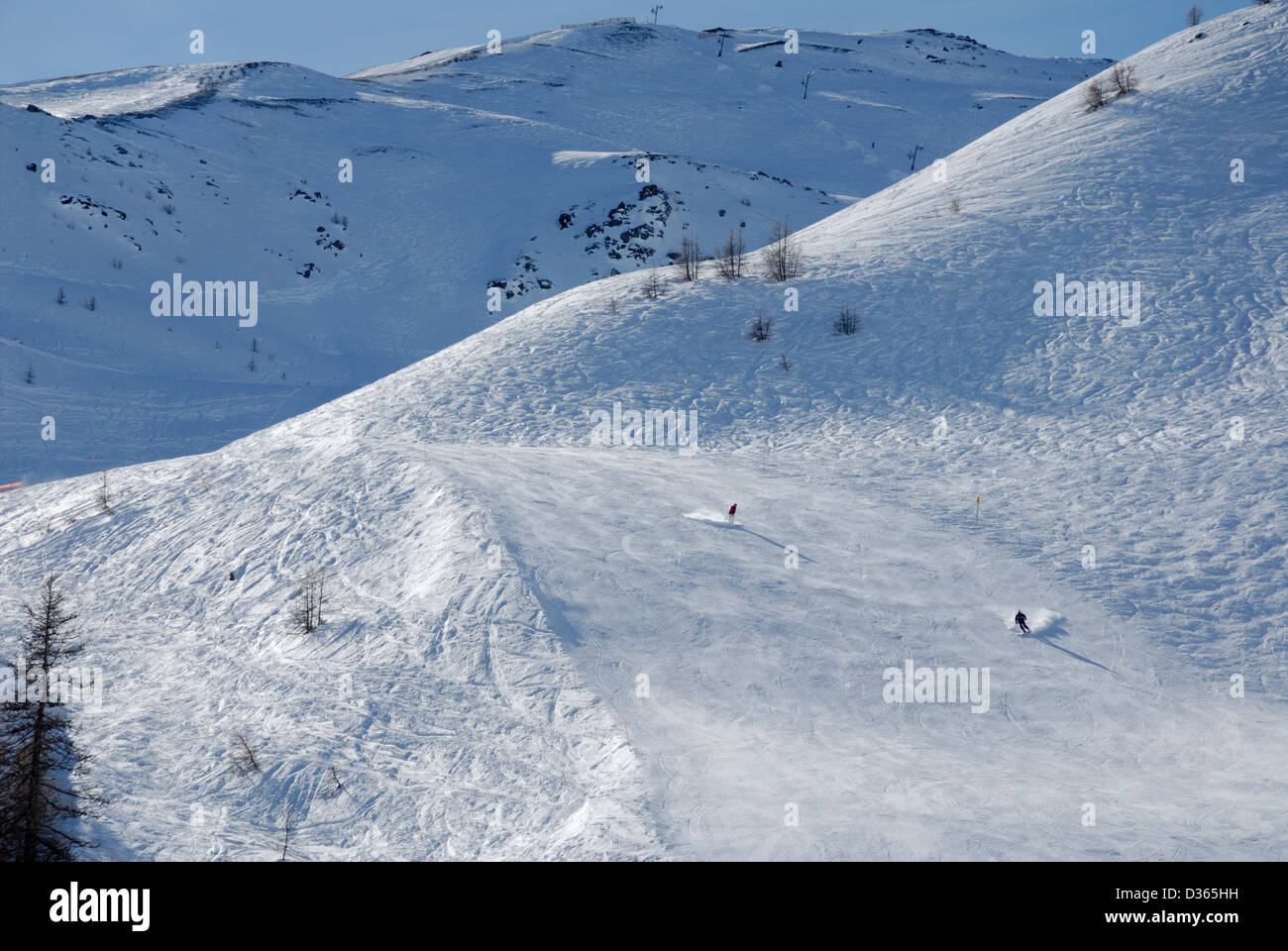 Clot Gauthier, Red ski run in Serre Chevalier, the Alps Stock Photo - Alamy