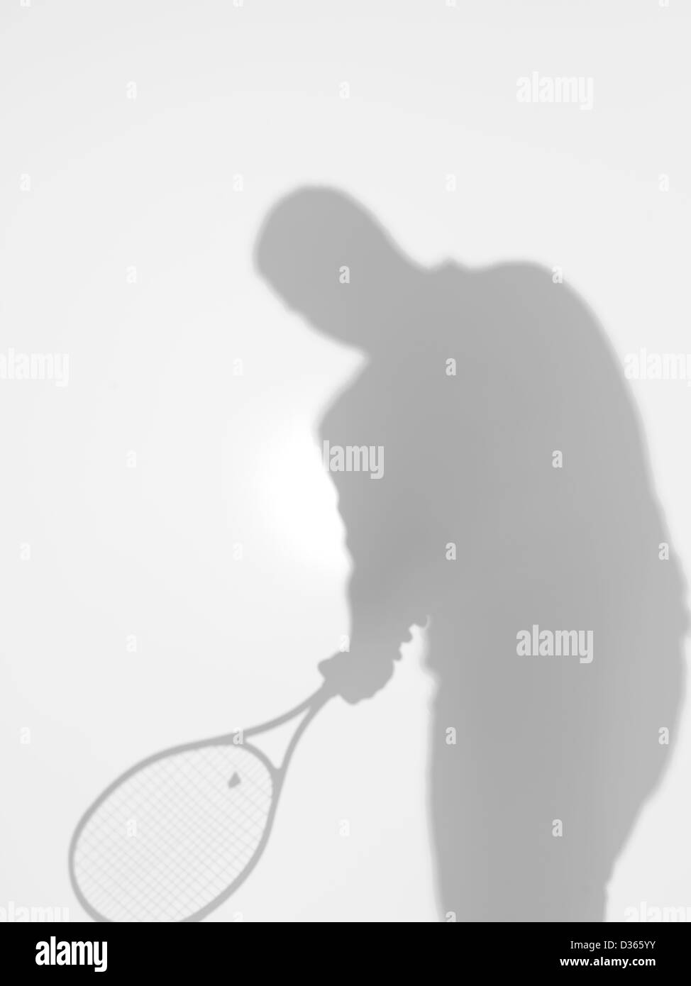 Man standing behind tennis hi-res stock photography and images - Alamy