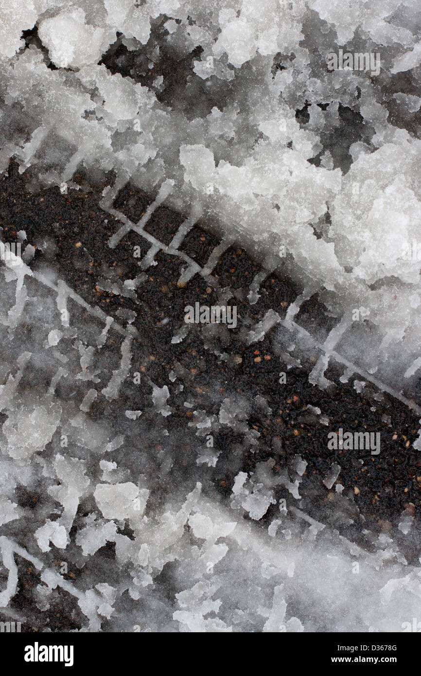 texture of dirty wet snow Stock Photo - Alamy